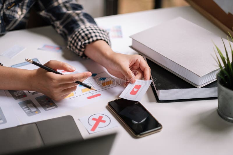 UI Designer Drawing Website UX Layout App Development. Graphic Designer ...