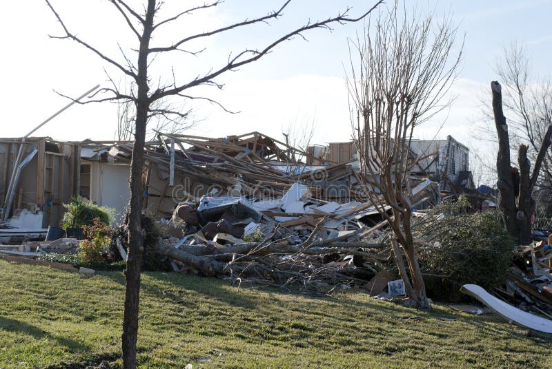 Uitgebreide Vernietiging Na Tornado Redactionele Fotografie - Image of ...