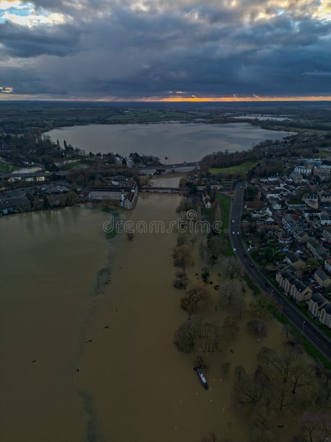 UK Floods 2023 in Huntingdon, Cambridgeshire Editorial Image - Image of ...