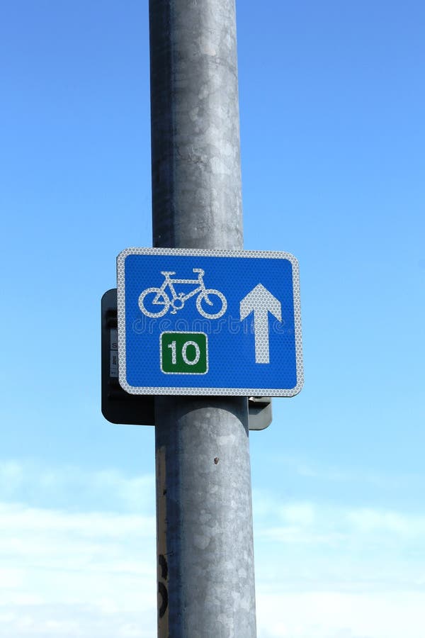 UK National Cycle Network Sign Stock Photo - Image of sign, post: 31726654