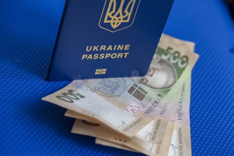 Ukrainskt biometric pass arkivfoto. Bild av fingeravtryck - 95001784