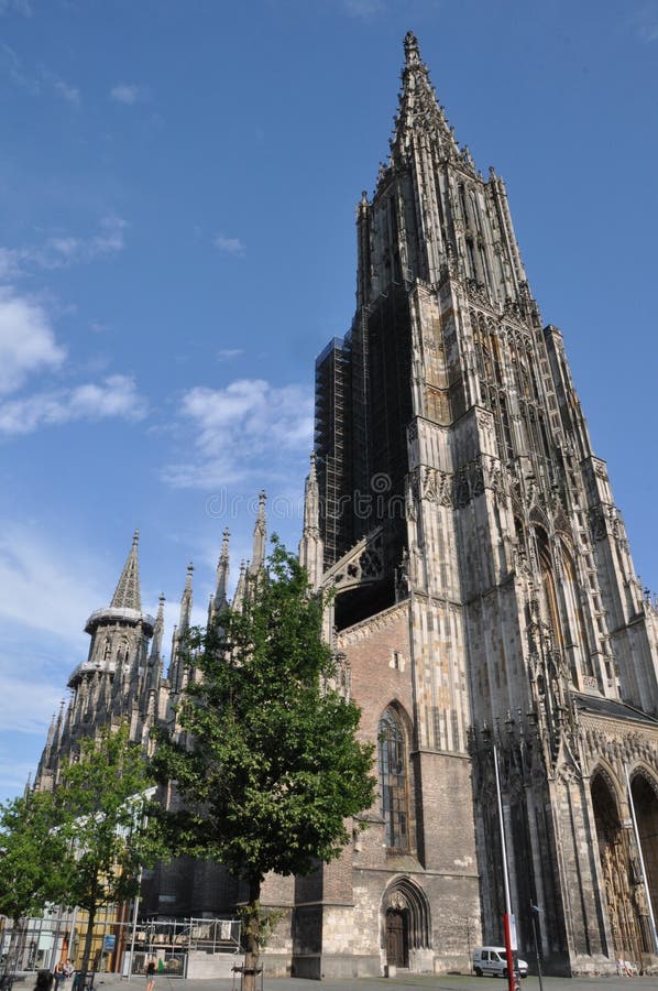 Ulmer Muenster imagen de archivo. Imagen de alemania - 43387001