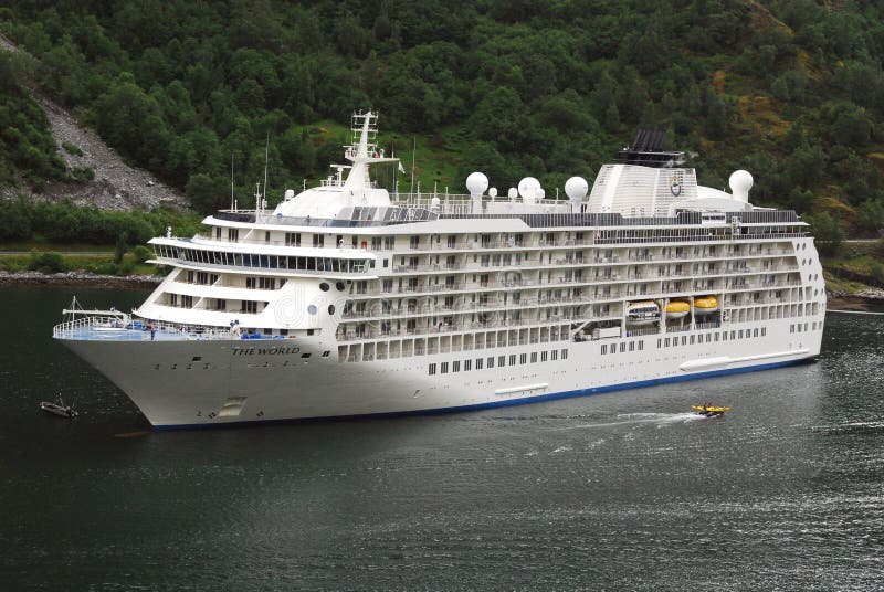 Ultimate cruise ship editorial stock image. Image of cruising - 20036484