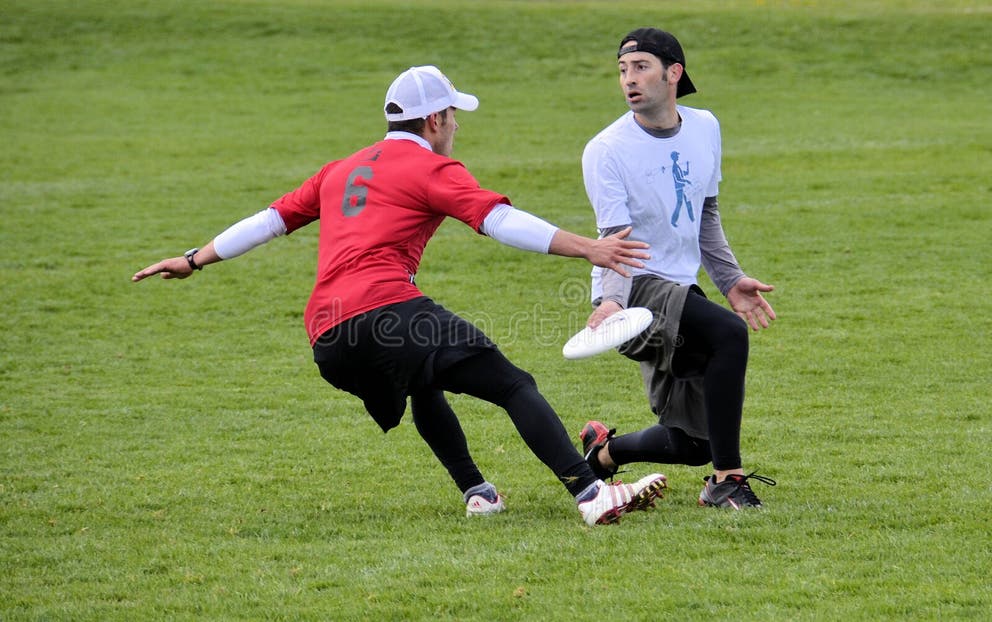 Ultimate Frisbee editorial image. Image of bozo, pick - 19830330