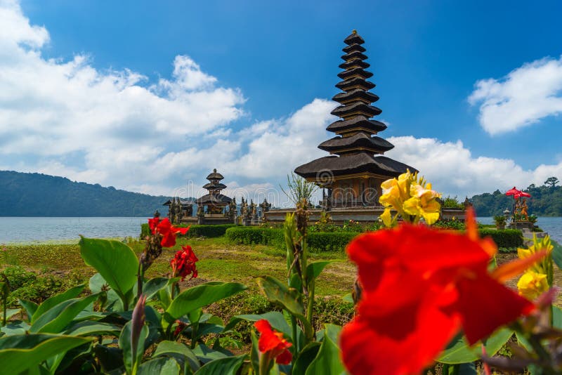 Ulun Danu Bedungul stock photo. Image of pura, bratan - 7082428