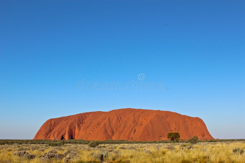 Uluru redaktionelles stockbild. Bild von ayers, blau - 42776149