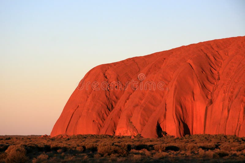 Changing Colors of Uluru editorial stock photo. Image of holiday - 7154968