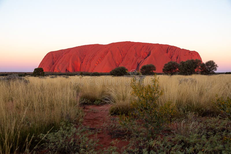 Uluru Monolit Right before Sunset, Ayers Rock, Red Center, Australia ...