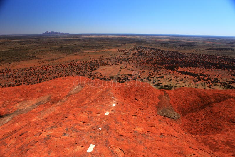 Uluru editorial photo. Image of australia, landscape - 84895756