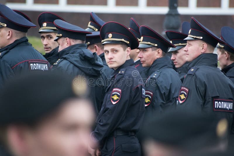 Polícia russa uniforme imagem de stock editorial. Imagem de macho ...