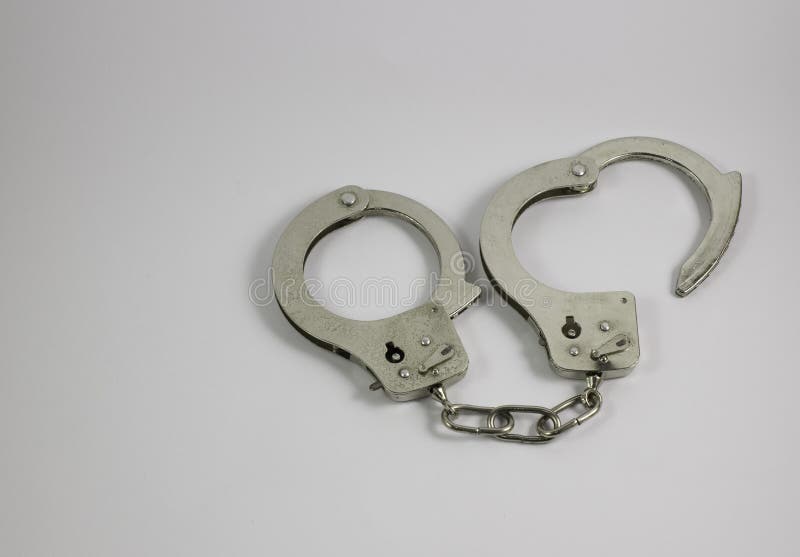 Pares de algemas abertas foto de stock. Imagem de alto - 8507360