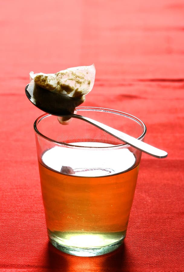 Um Vidro Do Chá Quente Medicinal Imagem de Stock - Imagem de fresco ...