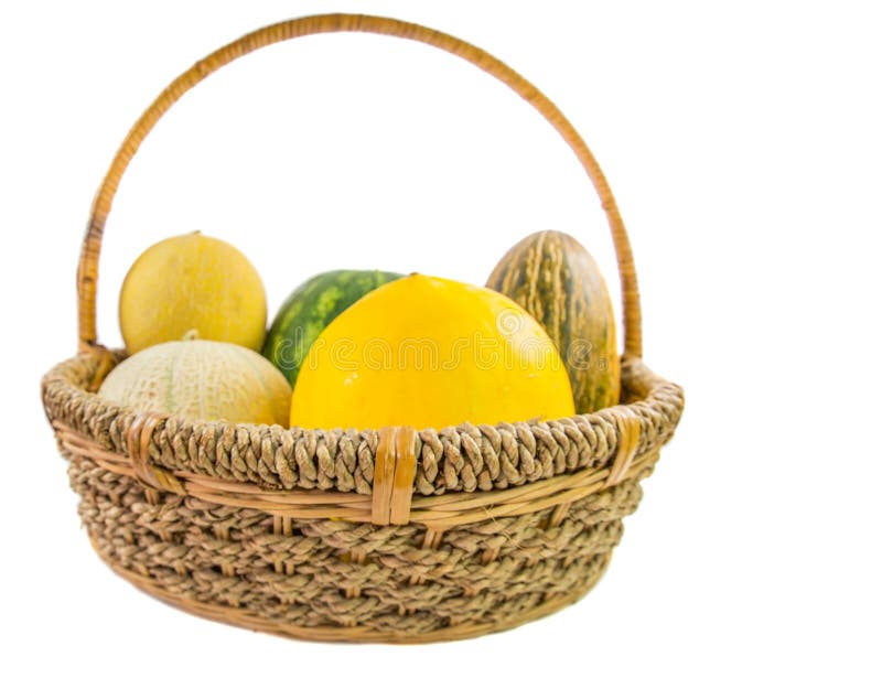 Uma cesta dos melões foto de stock. Imagem de melancia - 31745000