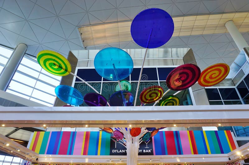 Uma loja Dylan Candy Bar imagem de stock editorial. Image of texas ...