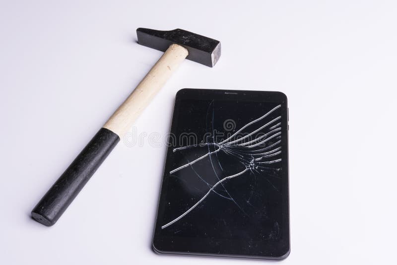 Uma tela quebrada foto de stock. Imagem de digital, acidente - 79904460
