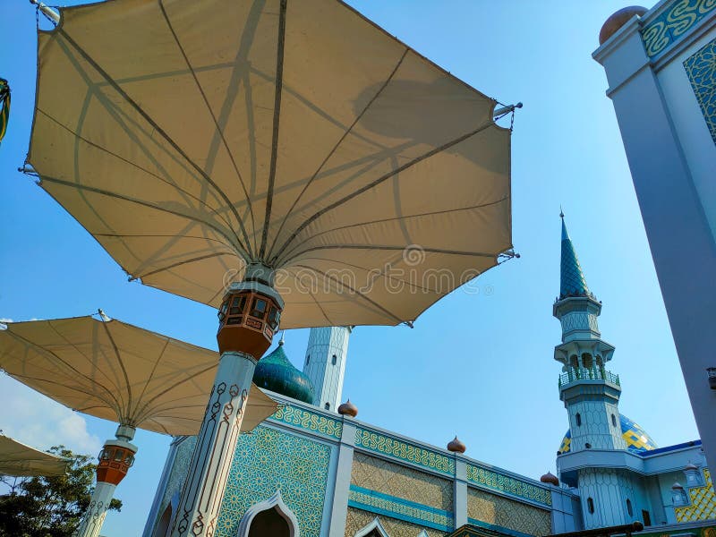 Umbrella Building in the Beautiful Mosque Yard Stock Photo - Image of ...