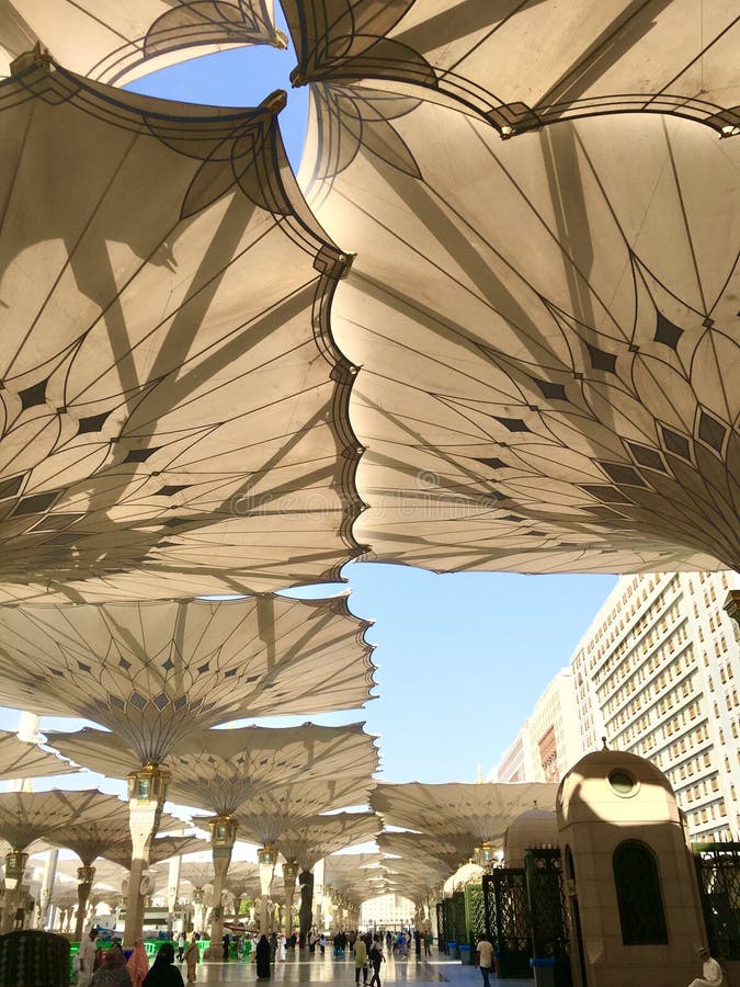 An Umbrellas of Nabawiâ€™s Mosque Stock Image - Image of architecture ...