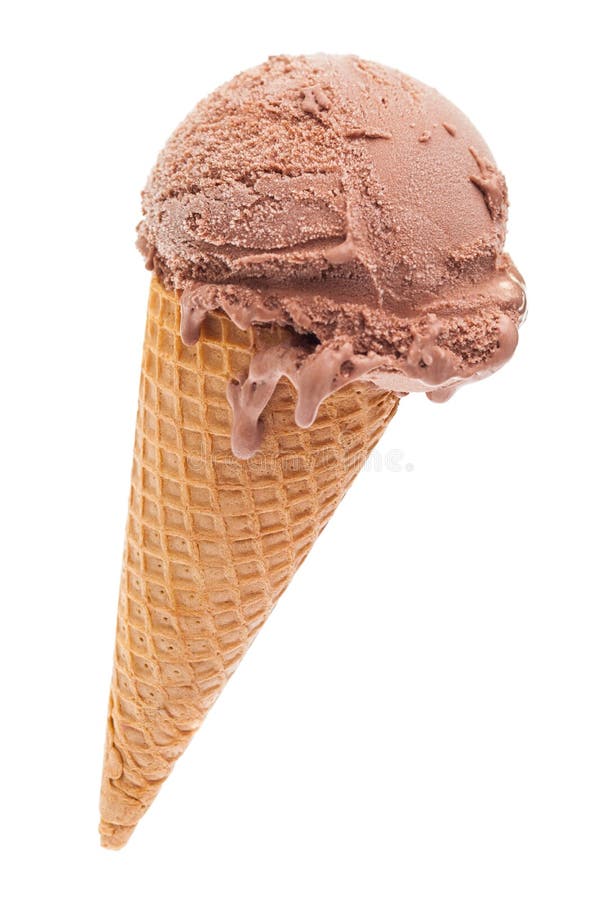 Un Cono De Helado Con Helado De Chocolate Aislado Sobre Fondo Blanco