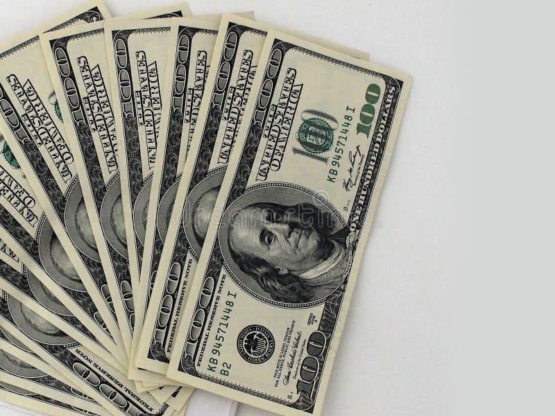 Un grupo de 100 valores foto de archivo. Imagen de dinero - 213868142