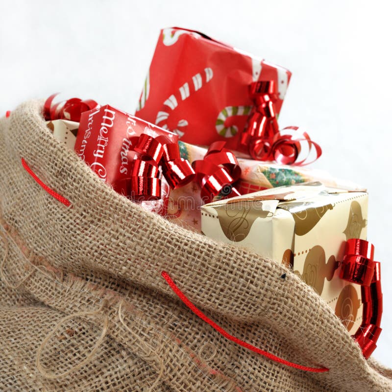 Un Saco Por Completo De Regalos Foto de archivo - Imagen de conjunto ...