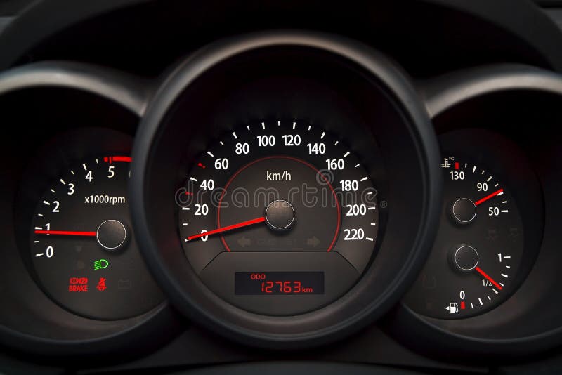 Un Tablero De Instrumentos Moderno Del Coche. Foto de archivo - Imagen ...