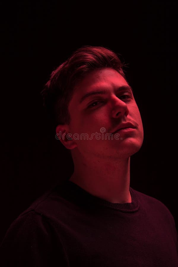 Uomo Che Strabico Foto Stock - Download 133 Royalty Free Photos