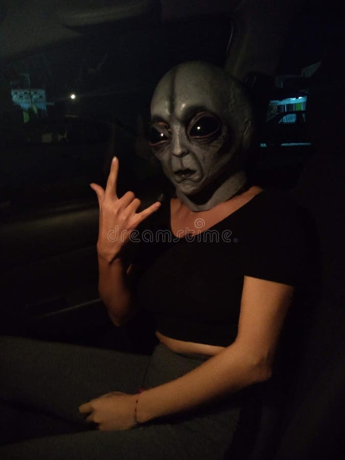 The Alien girl editorial photo. Image of misterio, ovni - 163707351