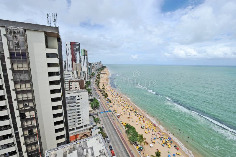 Una Vista a La Playa De La Ciudad De Recife Imagen de archivo - Imagen ...