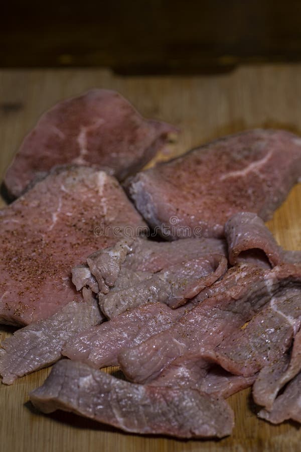 Uncooked Beef Eye of Round Meat. Stock Photo - Image of loin, chunk ...