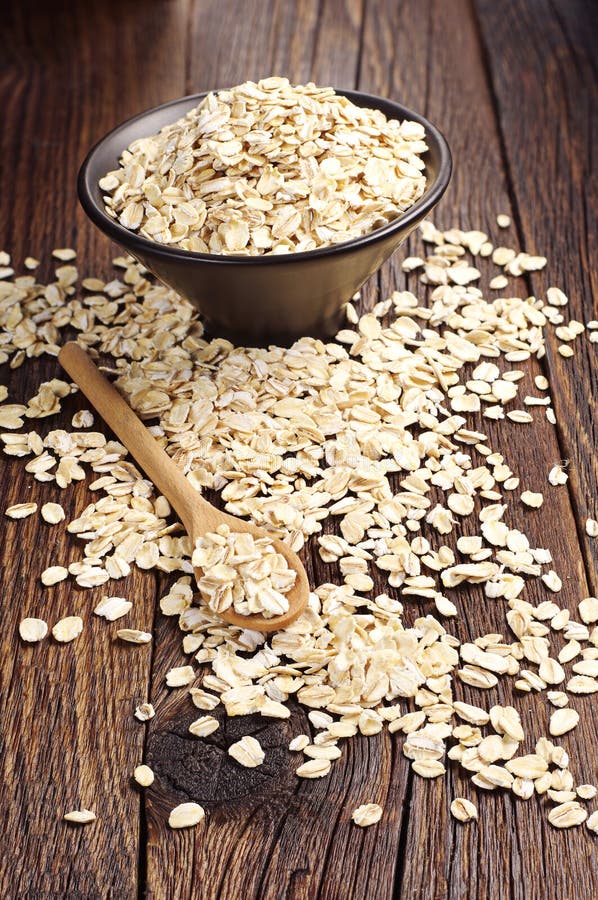 Bowl of oats porridge stock photo. Image of lunch, bowl - 30104106