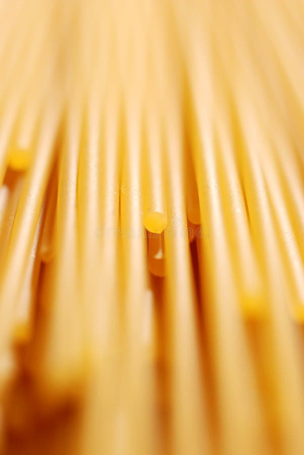 Uncooked spaghetti stock image. Image of lots, product - 9114165