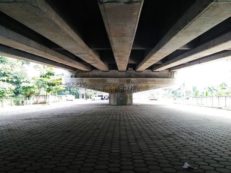 Under the bridge stock image. Image of flyover, view - 130591783