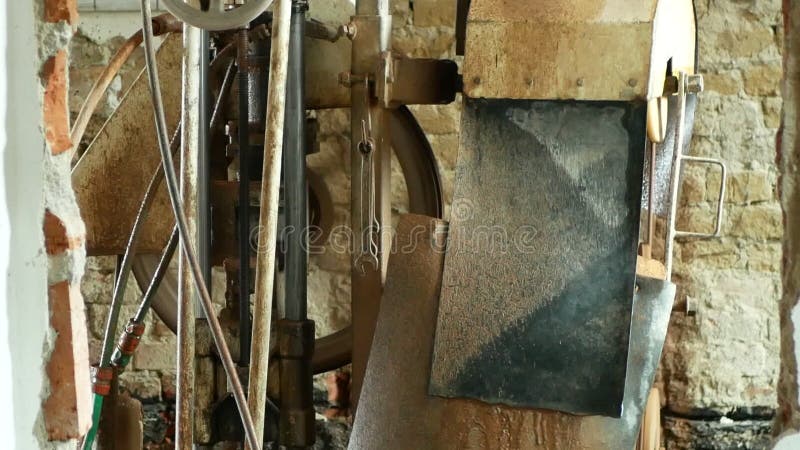 Undercutting Masonry Device Machine House Cut Equipment and Insulating ...