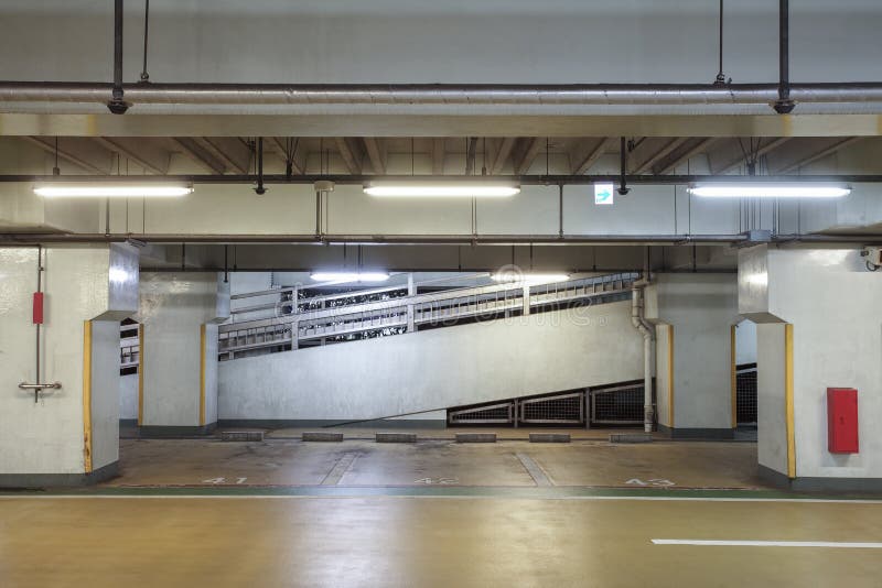 Underground Car Parking Lot Stock Photo - Image of floor, street: 98121688
