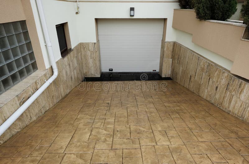 496 Underground Garage Door Stock Photos - Free & Royalty-Free Stock ...