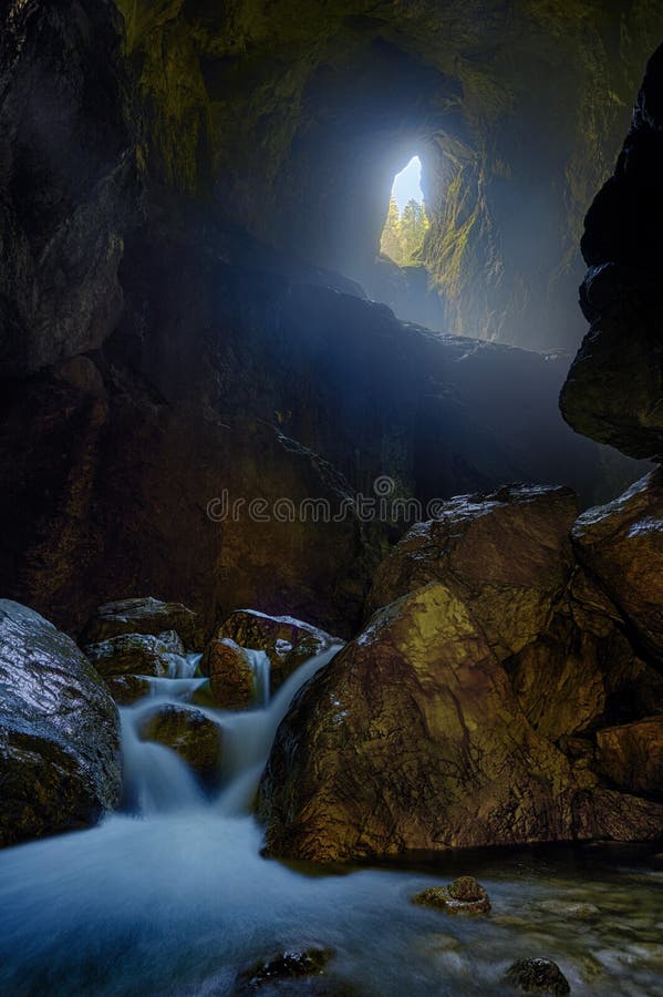 Underground River in a Cave Stock Photo - Image of fresh, limestone ...
