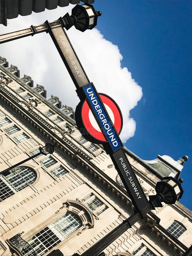 Underground Sign in the City of London Editorial Photo - Image of ...