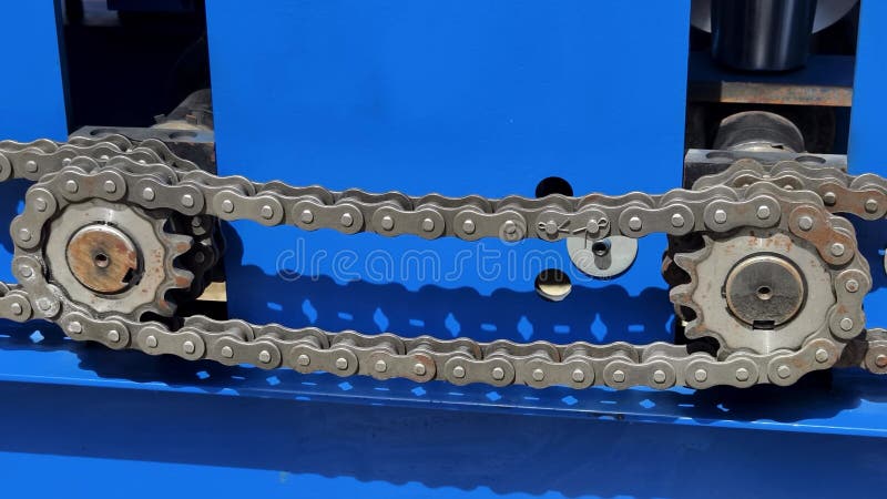 Understanding the Mechanics of a Chain Drive System Used in Industrial ...