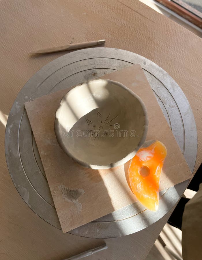 Understanding the Pottery Creation Process Using Tools and a Newly Made ...