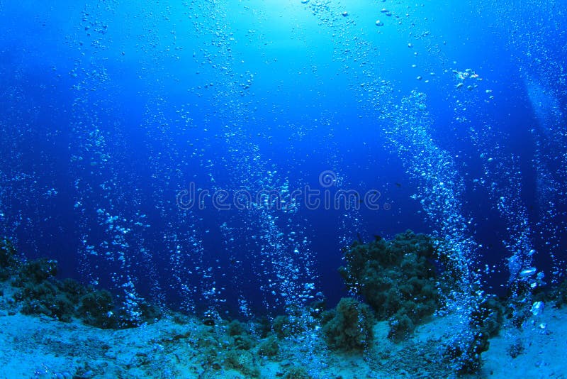 Underwater Bubbles stock image. Image of sunlight, blue - 39152855