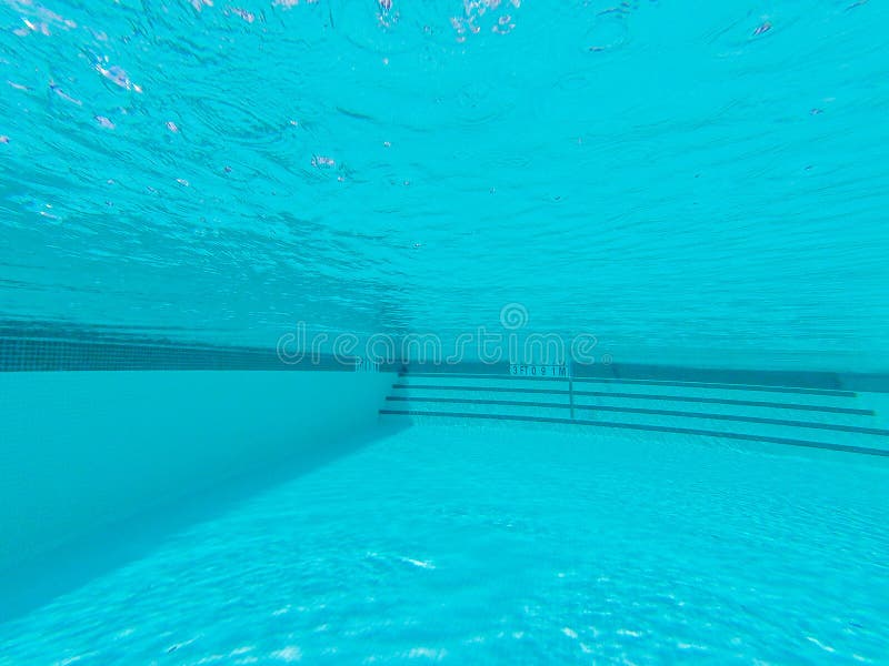 Underwater View from the Pool Stock Image - Image of turquoise, cool ...