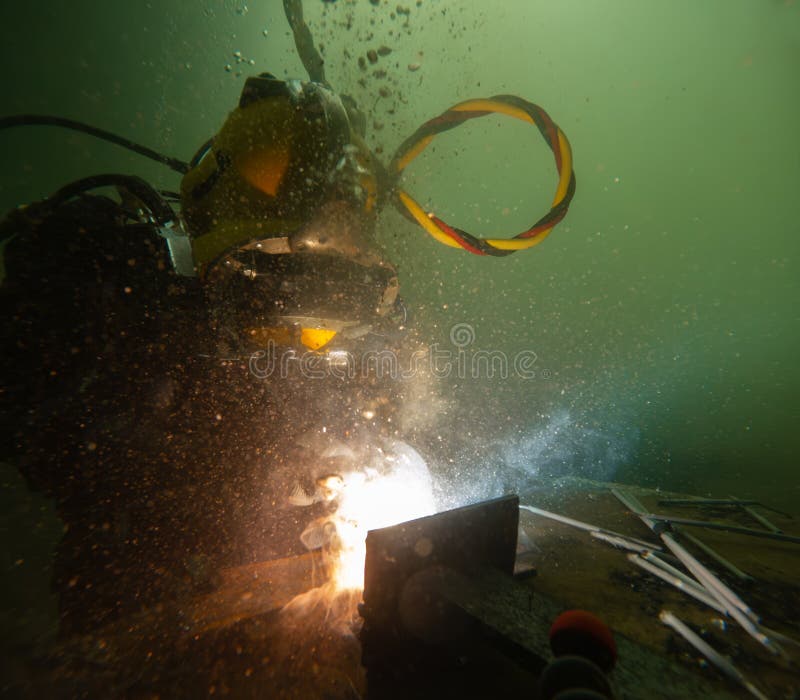 Underwater Welding in Deep Ocean Depths Stock Image - Image of skill ...