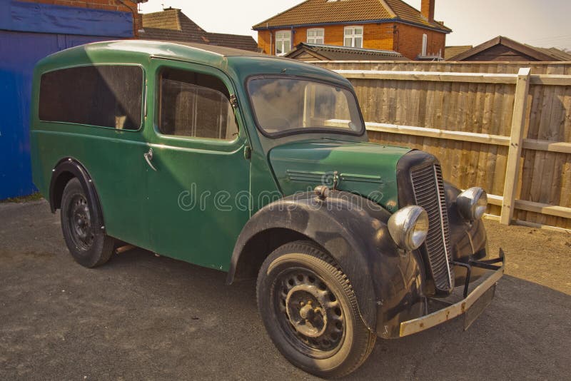 Une Découverte Rare, Vieux Morris Delivery Van. Image stock - Image du ...