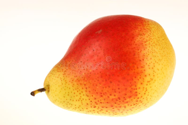 Une poire rouge image stock. Image du savoureux, doux - 25535253