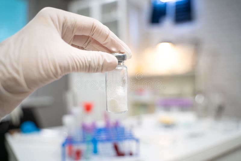 Une table de laboratoire image stock. Image du recherche - 177322897