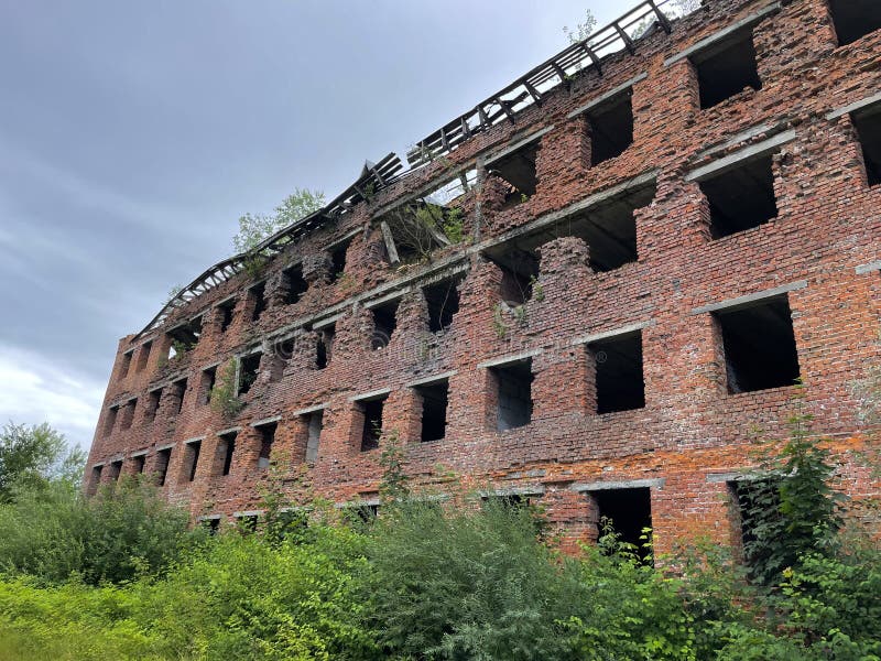 Unfinished Bricks Building. Abandoned House Stock Photo - Image of ...