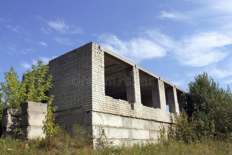 Unfinished house stock image. Image of site, structure - 261105753