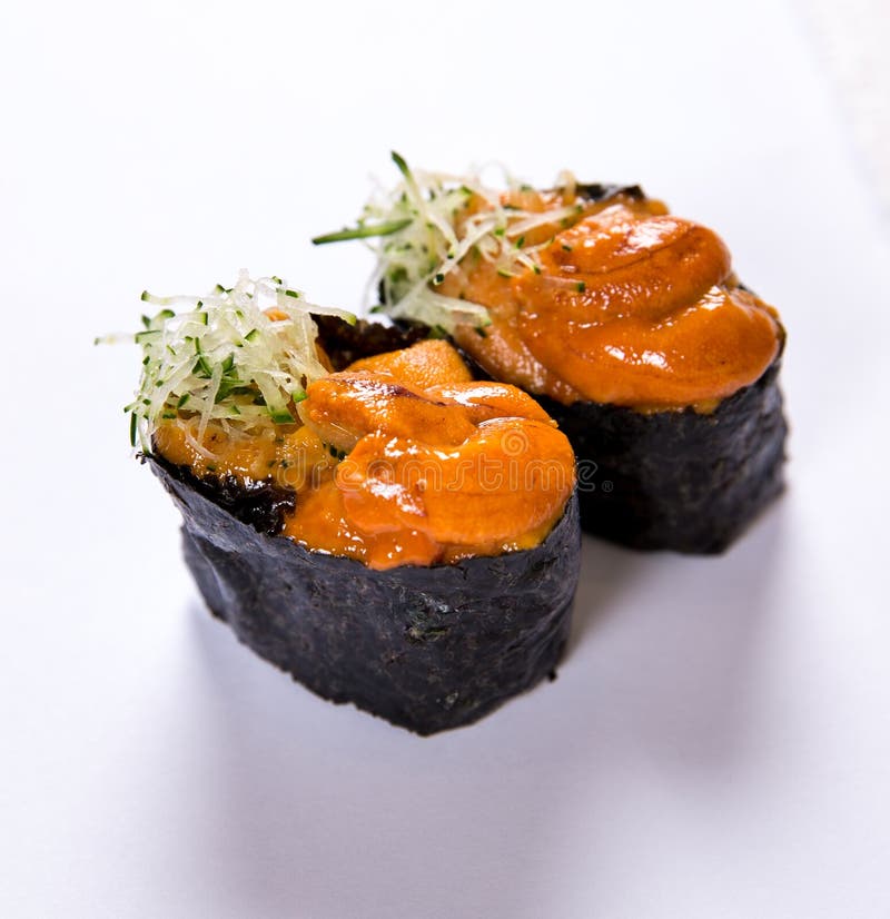 Uni (Seeigel) Gunkan stockbild. Bild von gehackt, kultur - 68087285