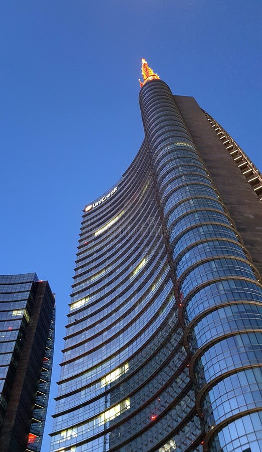 Unicredit Tower Building editorial image. Image of office - 271367705
