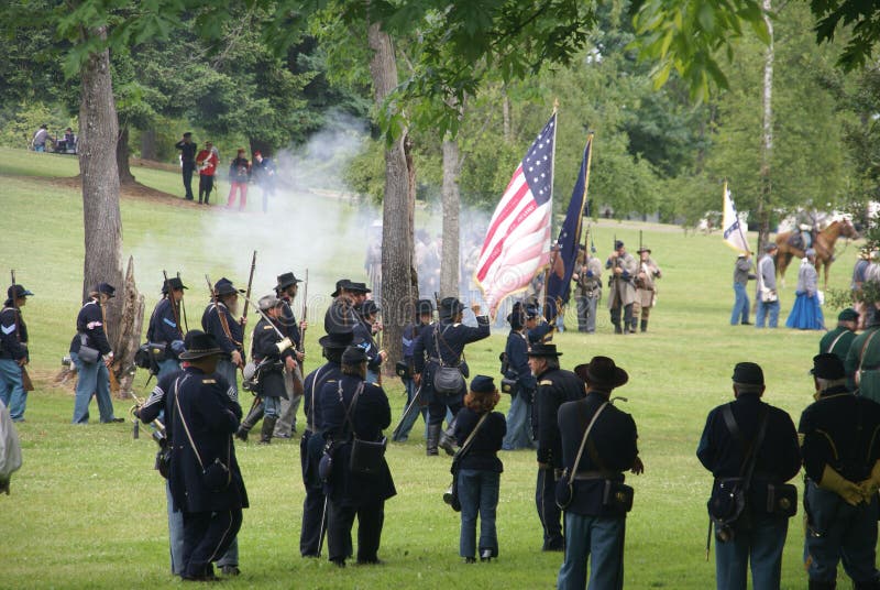 Union Infantry Column Advancing Editorial Photo - Image of weapon ...